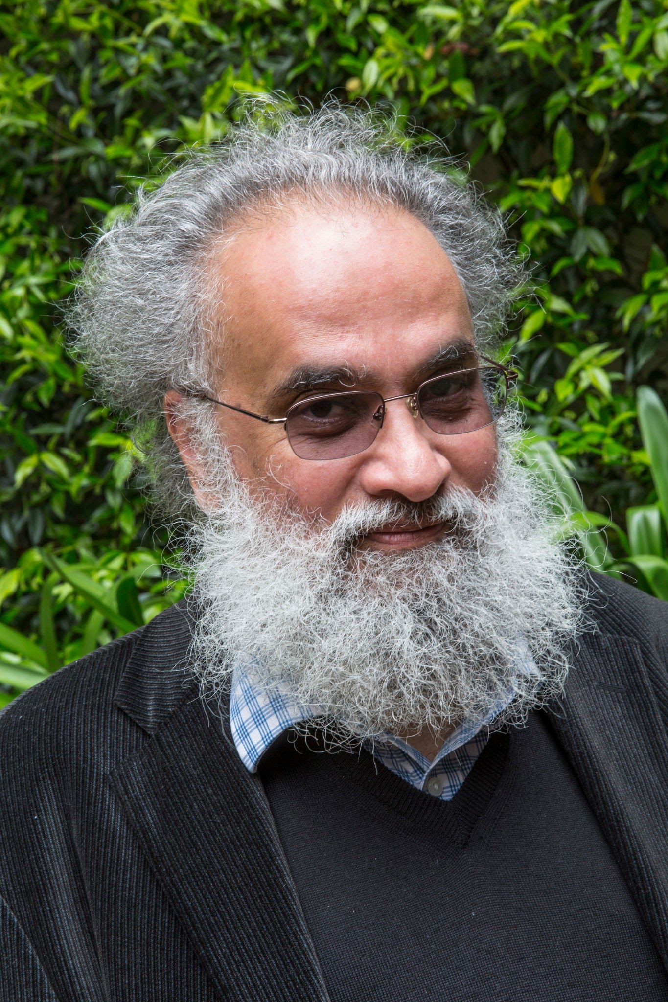 Sanjay Subrahmanyam Co-Organizer of Colloquium at the Fondation Maison ...